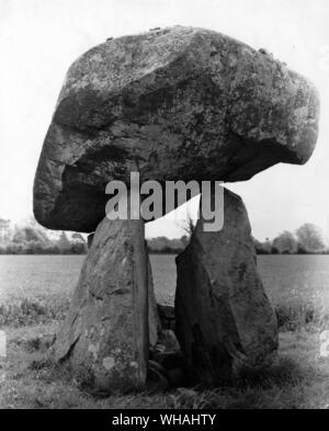 Proleek Dolmen- Ireland Stock Photo - Alamy