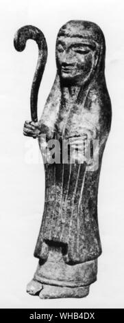 Augur, priest and official of ancient Rome. Performing an ex tripudiis ...