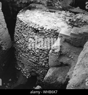 Tel Jericho (Tel a-Sultan) in the Jordan valley, the round stone Stock ...