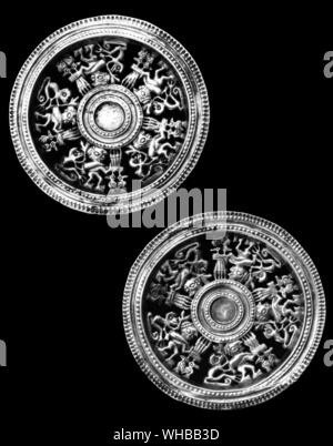 Pair of ear spools, Peru, Chimu, north coast, silver, view 3 Krannert ...