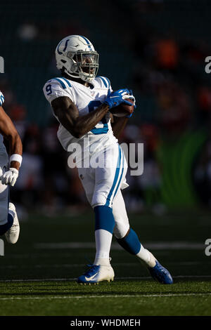 Indianapolis Colts wide receiver Ashton Dulin (16) runs a drill during ...
