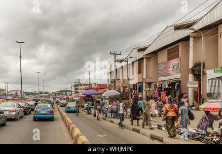 Oja oba, a street market in Akure, Nigeria Stock Photo - Alamy