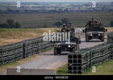 Soldiers with 2nd Battalion, 20th Field Artillery Regiment, 41st Fires ...