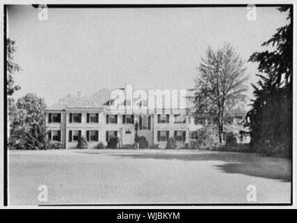 Harold L. Lloyd, residence in Greens Farms, Connecticut. Detail of ...