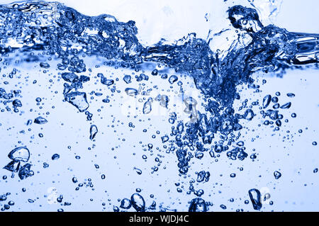 Crisp clear water photographed high speed Stock Photo - Alamy