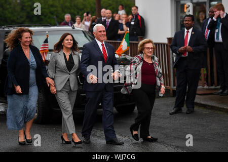 Anne Pence Poynter (left) and Nancy Pence Fritsch, the sister and ...