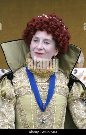 A re-enactment at Tilbury Fort of Queen Elizabeth I's speech to the ...