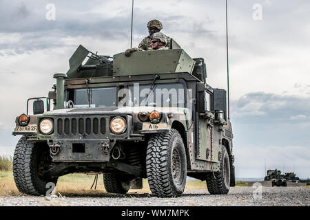 Soldiers with 2nd Battalion, 20th Field Artillery Regiment, 41st Fires ...