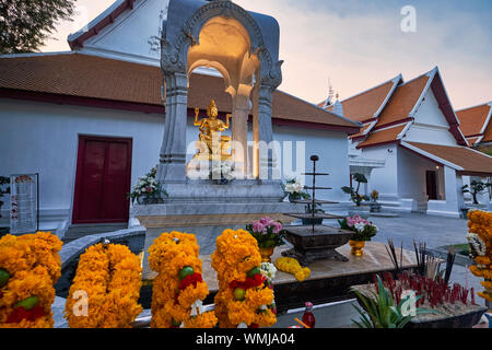The Brahmin Temple (Bot Phram) or Devasathan, run by Thai Brahmin ...