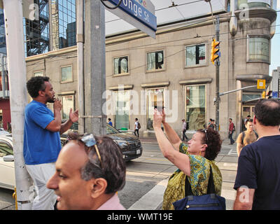 Streetlife in Toronto Stock Photo - Alamy
