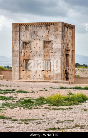 Cube of Zoroaster in Naqsh-e Rostam, Iran Stock Photo - Alamy