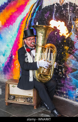 England, London, Southwark, Bankside, Fire Juggler Stock Photo - Alamy