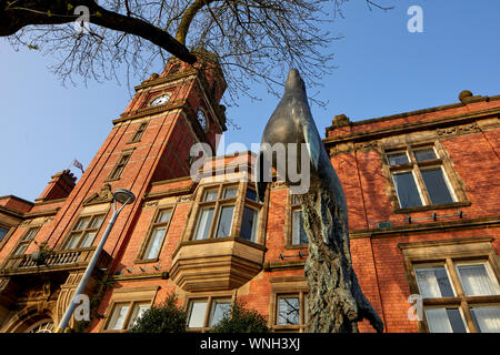 Tameside landmarks, Hyde Town Hall designated Grade II listed ...