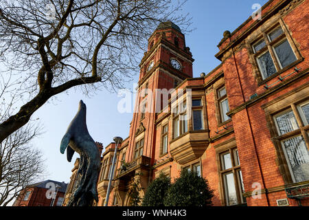 Tameside landmarks, Hyde Town Hall designated Grade II listed ...