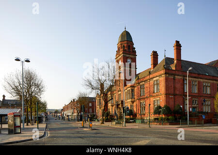 Tameside landmarks, Hyde Town Hall designated Grade II listed ...