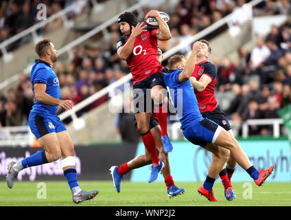 England's Piers Francis in action during the 2019 Rugby World Cup match ...