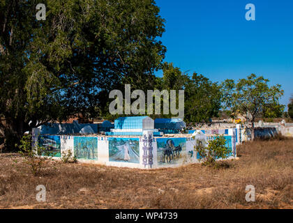 Traditional tomb in the south of Madagascar Stock Photo - Alamy