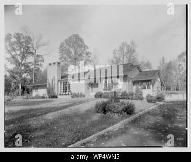 Joseph Lieberman, residence on Parsonage Hill Rd., Short Hills, New ...