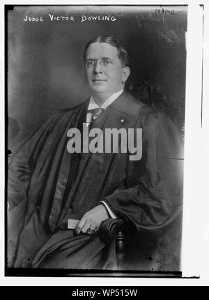 Judge Victor Dowling seated in judicial robes 1912 Stock Photo - Alamy