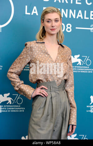 Elizabeth Debicki at the 'The Burnt Orange Heresy' photocall during the ...