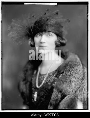 LeSEURE, HELEN, MISS Stock Photo - Alamy