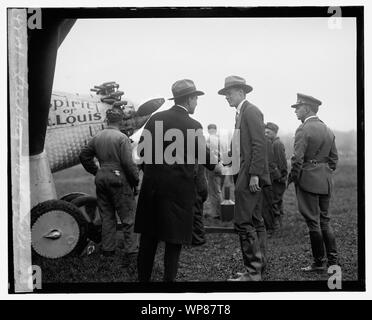 A historic photograph of Bolling Field, Washington D.C.'s primary ...