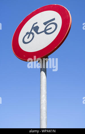 "No access for bicycles, mopeds and invalid carriages" and arrow road ...