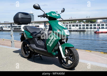 felyx e-Scooter. felyx offers shared electric scooters as a new and ...