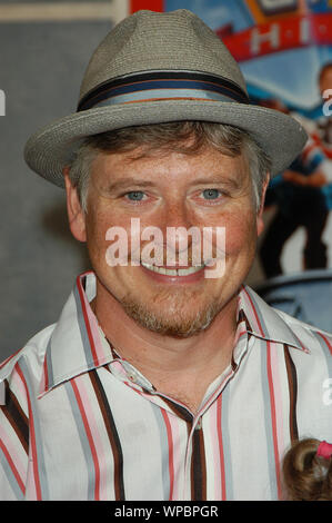 DAVE FOLEY SKY HIGH WORLD FILM PREMIERE EL CAPITAN THEATRE HOLLYWOOD ...