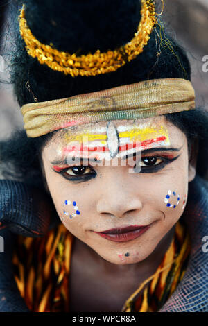 A young boy dressed as lord Shiva in Varanasi, India Stock Photo - Alamy