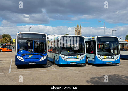 The bus station in Scunthorpe, North Lincolnshire, England UK Stock ...