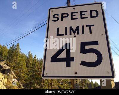 Speed limit 45 sign Stock Photo - Alamy
