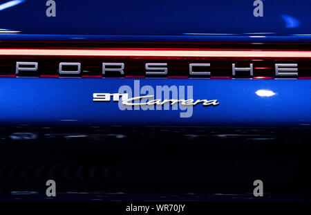 Porsche 911 Carrera S lettering Stock Photo - Alamy