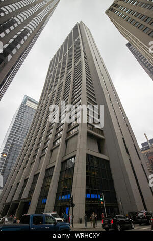 chase tower plaza or exelon plaza with first national clock Chicago ...