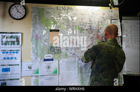 Frankenberg, Germany. 27th Aug, 2019. Soldiers work in a brigade ...