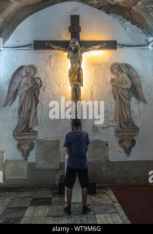 Jesus Statue in Manila, Philippines Stock Photo - Alamy