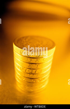 Macro image of British pound coins money Stock Photo - Alamy