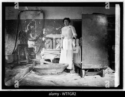 Miss Louise Lester in chg. metalation of old Money Treasury Department ...