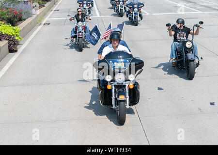 Governor Andrew Cuomo joined more than 700 motorcycle riders to ...