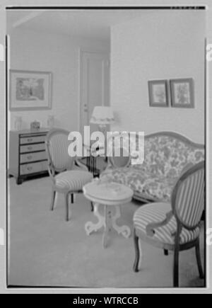 Mrs. Hazelton, residence at 7 Gracie Sq., New York City Stock Photo - Alamy