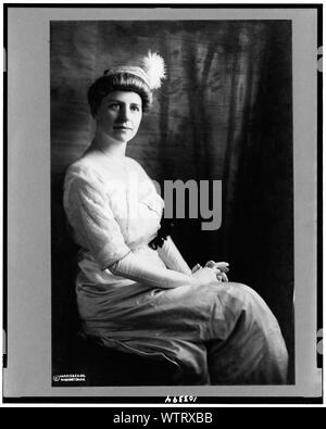 Mrs. Joseph P. Tumulty, three-quarter length portrait, seated, facing ...