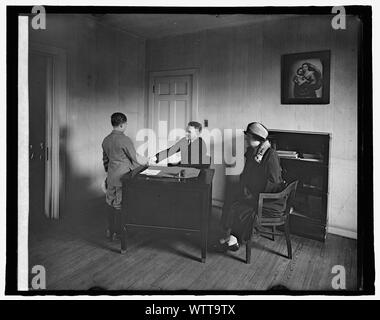 Mrs. Marsh, Women's Bureau Stock Photo - Alamy