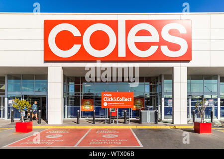 Australian Coles supermarket store entrance and people buying groceries ...
