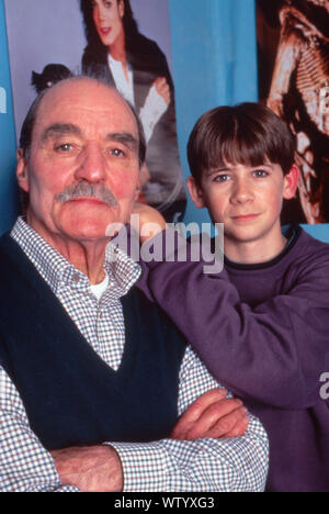 Johnny and the Dead aka Johnny und die Toten, Gb, 1992, Regie: Gerald ...