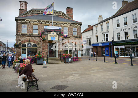 The Town Hall, Northallerton High Street, North Yorkshire Stock Photo ...