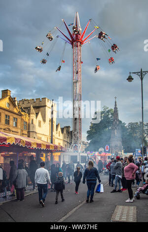Hebbons of Oxford Waltzer Fun Fair Ride At Witney Feast Stock Photo - Alamy