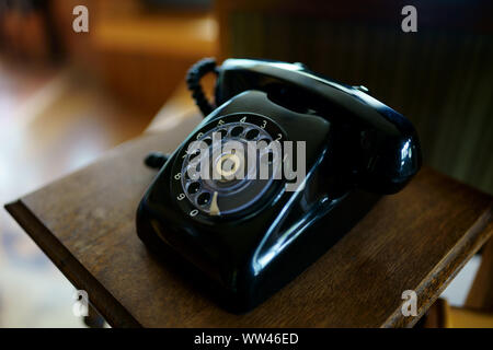Old fashioned black telephone Stock Photo - Alamy