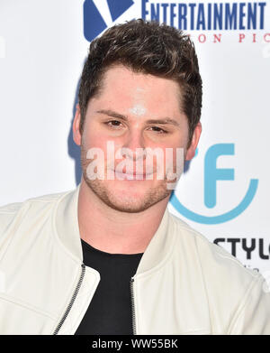 HOLLYWOOD, CA - SEPTEMBER 12: Matt Shively (L) and Ashley Newbrough ...
