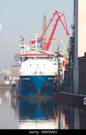 Industrial harbour, ship, Bremen, Germany Stock Photo - Alamy