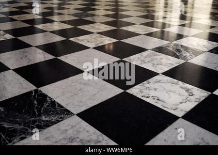 Old vintage chess board texture or background Stock Photo: 64803965 - Alamy